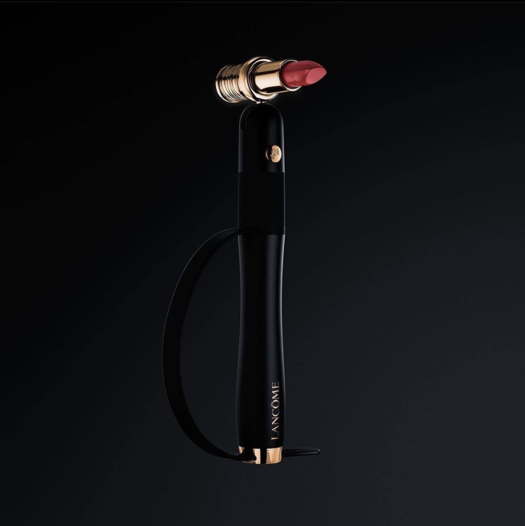 L'Oréal Introduces Assistive Makeup Devices - New Mobility