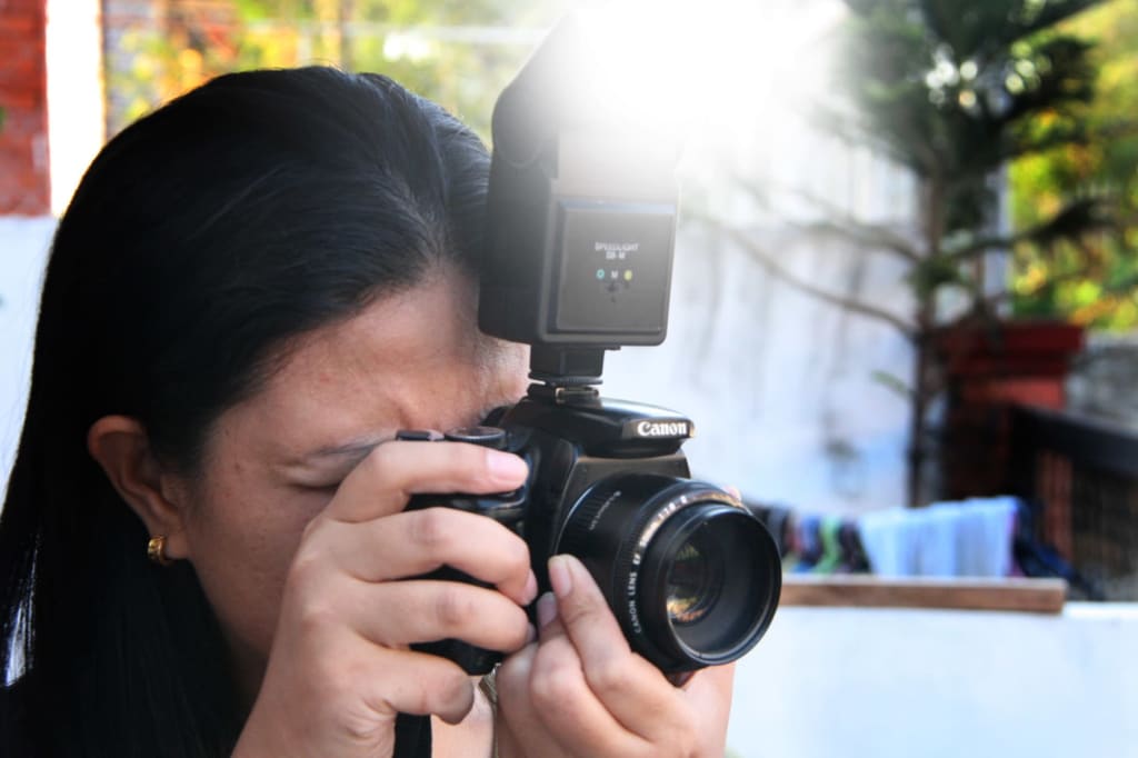 10 Pilihan Flash Kamera Terbaik di Indonesia 2024