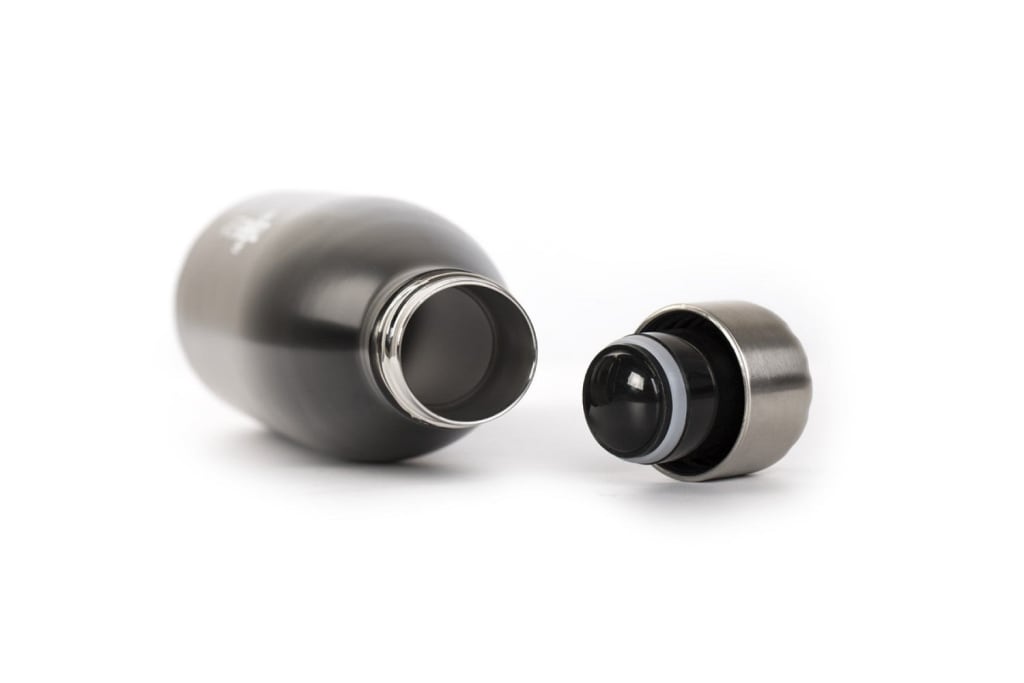 11 Botol Minum Stainless yang Bagus dan Terbaik 2025