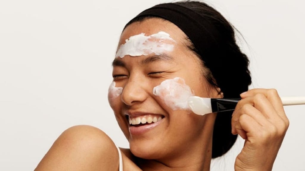 10 Review Terbaik Masker Wajah Lokal yang Bagus di Indonesia 2024