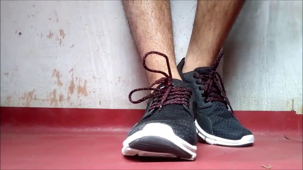 10 Sepatu Tomkins Terbaru, Bagus & Terbaik 2024