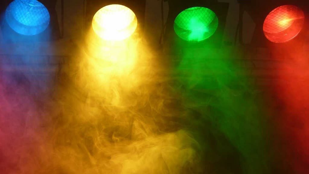 11 Rekomendasi Lampu Sorot LED Terbaik 2024