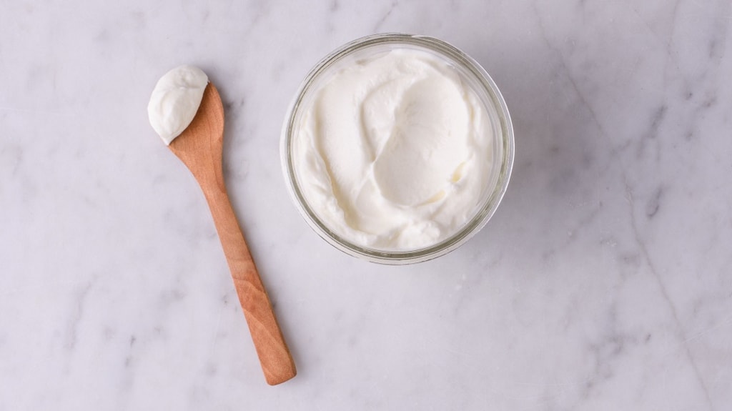 10 Yogurt Plain Terbaik yang Enak di Indonesia (Update 2024)