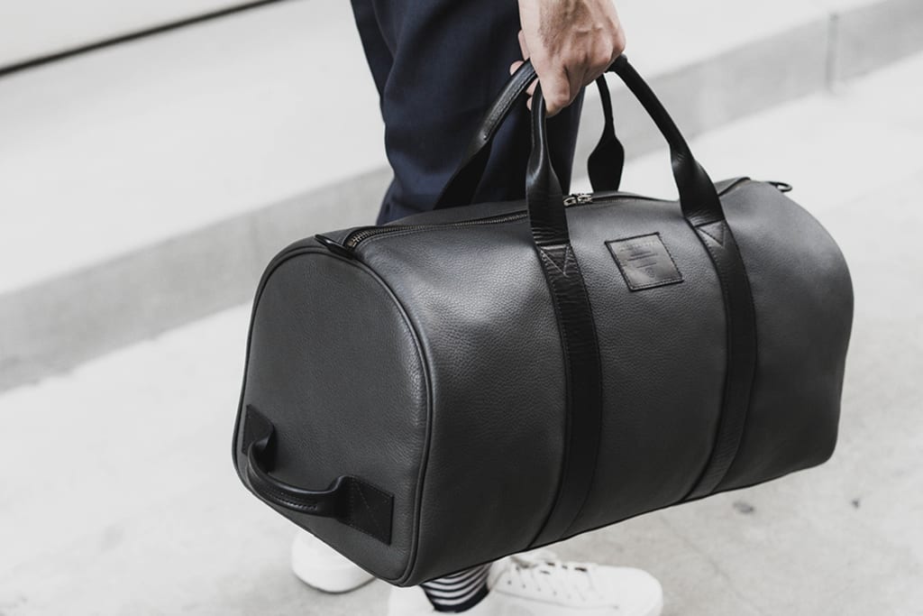 10 Rekomendasi Duffle Bag Terbaik di Indonesia 2025