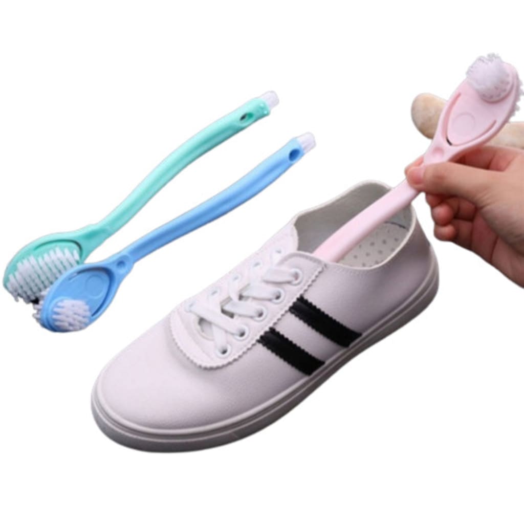 11 Rekomendasi Sikat Sepatu Bagus & Terbaik 2024