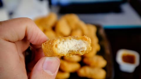 10 Nugget Paling Enak & Merk Terlaris di Indonesia 2024 | ProductNation