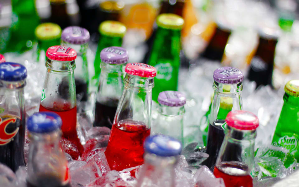 11 Minuman Soda yang Segar dari Brand Ternama 2026