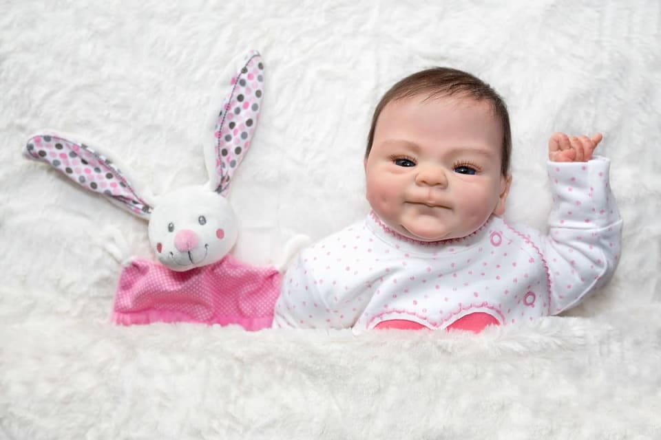 10 Mainan Boneka Bayi Terbaru yang Lucu di Indonesia 2024