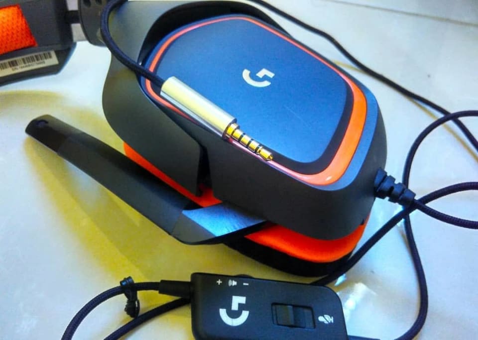 10 Rekomendasi Headset Logitech yang Bagus di Indonesia 2024