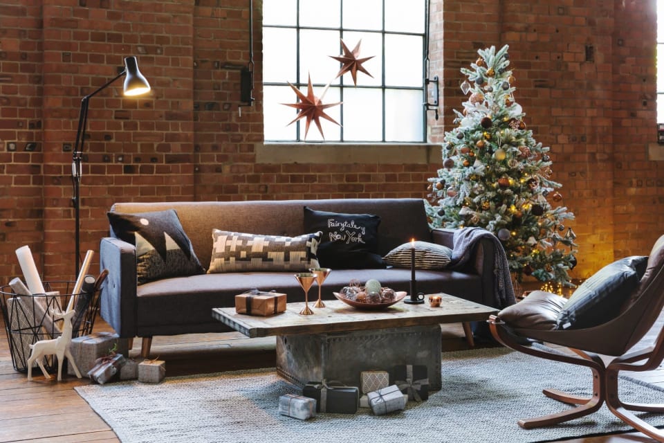 12 Ide Dekorasi Natal di Rumah & Gereja yang Cantik 2024