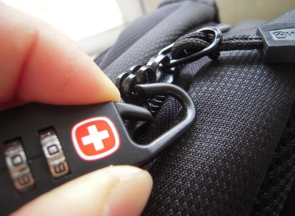 10 Gembok Koper Bagus & Terbaik di Indonesia 2025