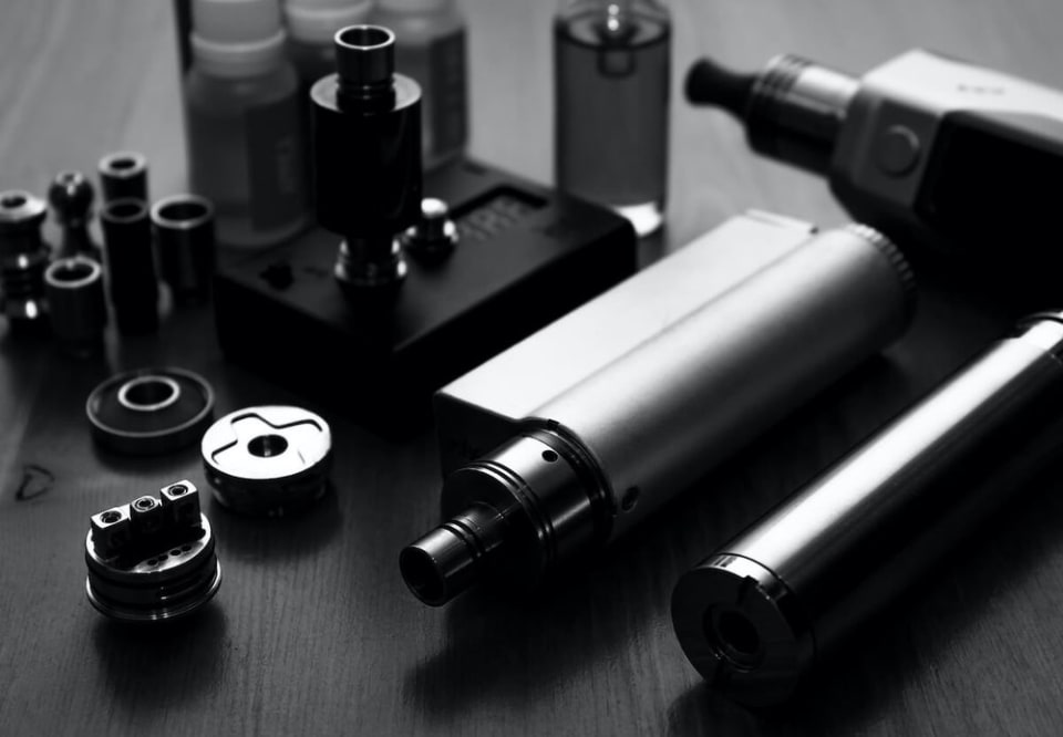 13 Review Merk Vape AIO (All in One) Terbaik 2024