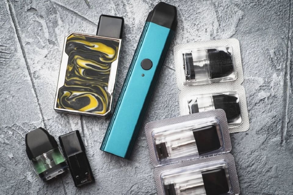 13 Review Merk Vape AIO (All in One) Terbaik 2024