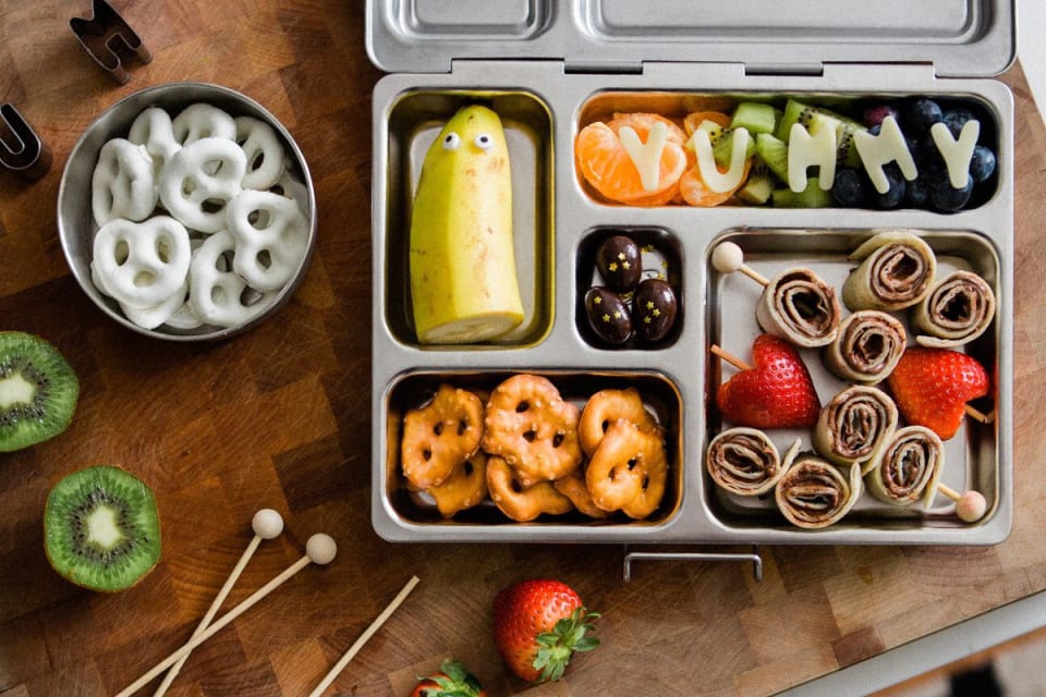 11 Rekomendasi Tempat Makan Stainless Terbaik dan Bagus 2025