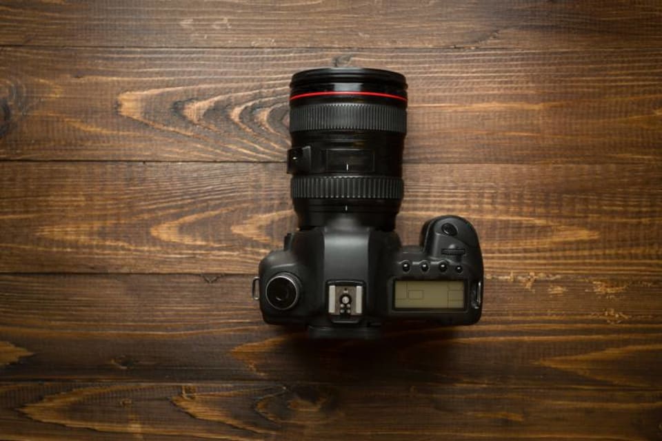 21 Pilihan Kamera DSLR Terbaik di Indonesia 2025