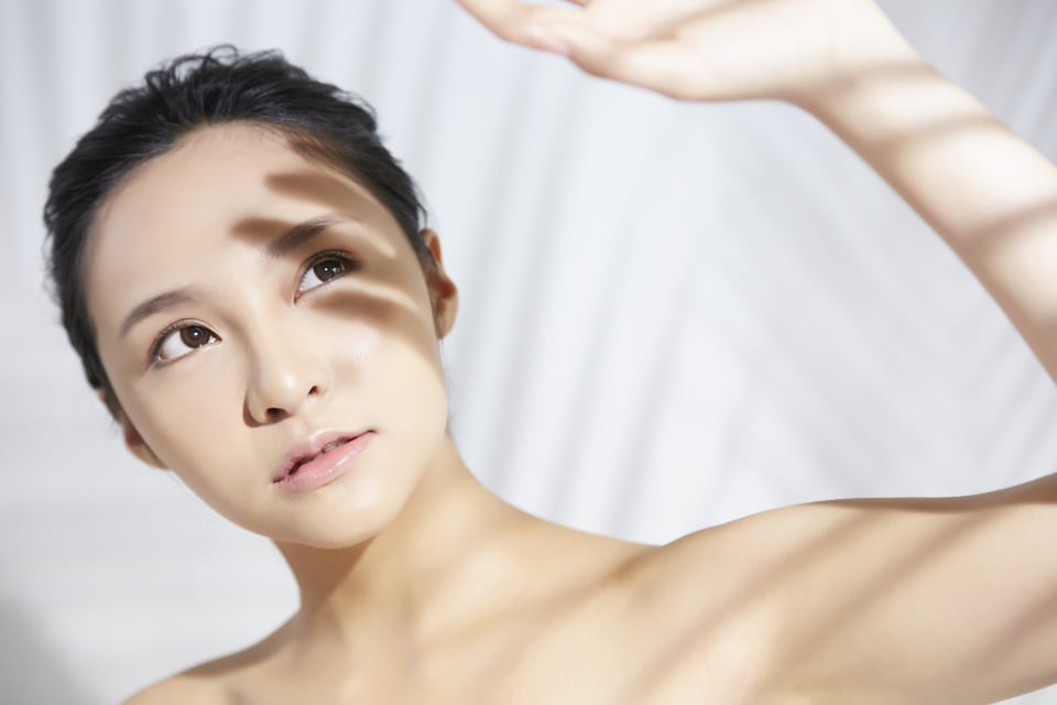 15 Rekomendasi Sunblock/Sunscreen Badan Terbaik 2024