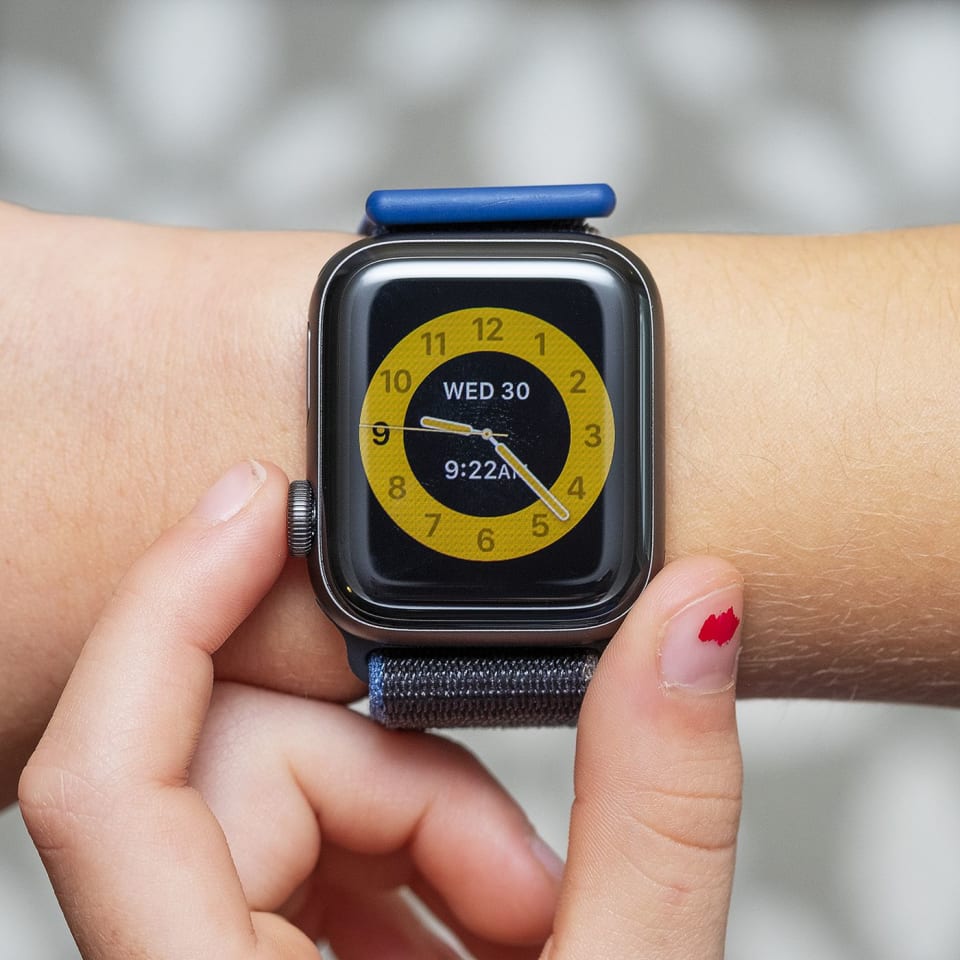 11 Rekomendasi Jam Tangan Anak yang Bagus di Indonesia 2024