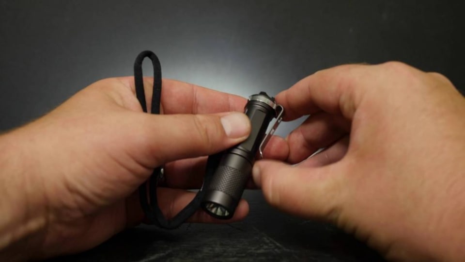 13 Rekomendasi Senter Terbagus & Terbaik di Indonesia 2024